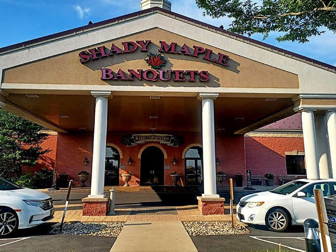 Shady Maple's grand entrance promises a Pennsylvania Dutch feast of epic proportions. It's not just a restaurant&mdash;it's practically its own zip code!