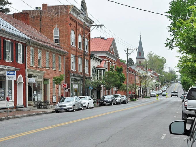 The kind of charming streetscape that makes you want to slow down, maybe open a bookstore, and wait for serendipity.