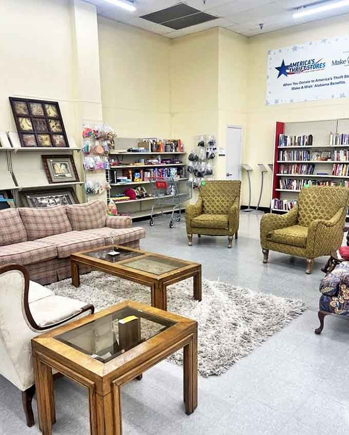 A living room tableau that whispers "mid-century chic" without the mid-century prices. Grandma would approve.