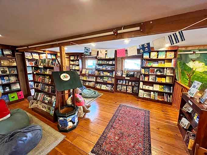 Wide-plank floors and well-stocked shelves&mdash;the universal language of "you're going to be here awhile."