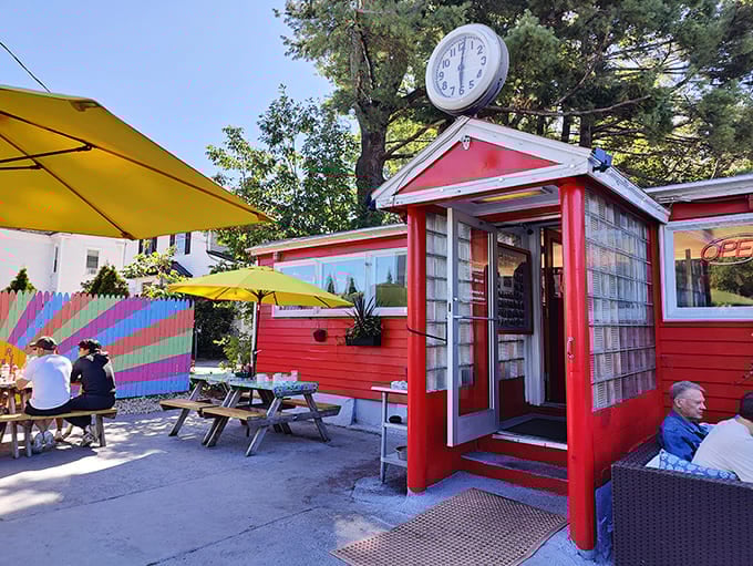 The Brunswick Diner's vibrant red exterior is like a stop sign for your hunger&mdash;except you'll definitely want to pull over.