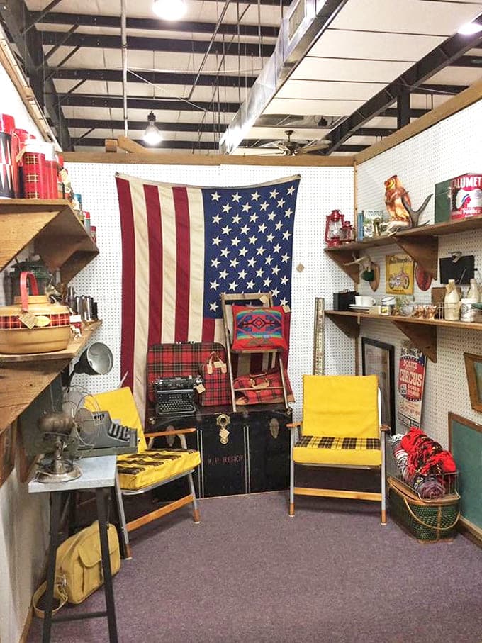Americana on full display. Those yellow mid-century chairs aren't just seating—they're time machines to backyard barbecues of 1962.