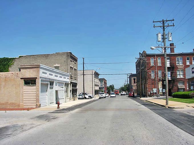 Webb City's downtown invites leisurely strolls past historic buildings where window shopping doesn't have to stay at the window.