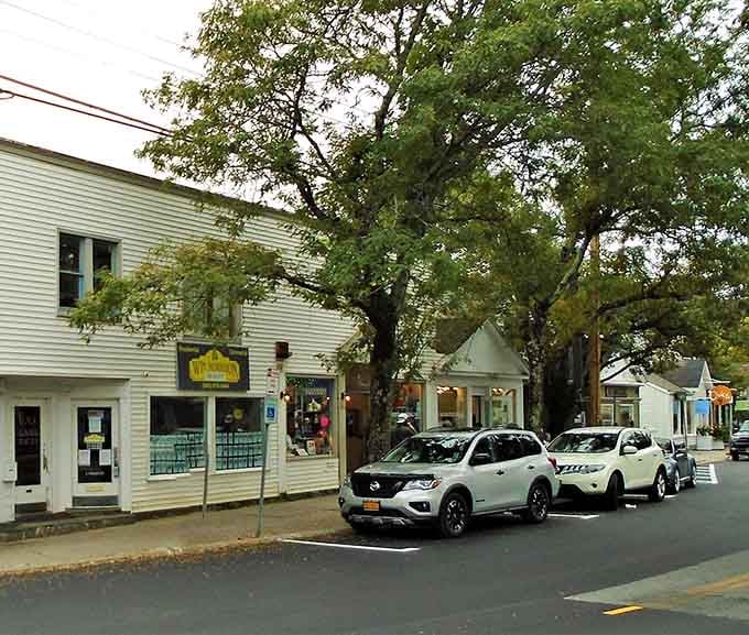 Welcoming storefronts in Woodstock– where "running errands" turns into a two-hour social affair.