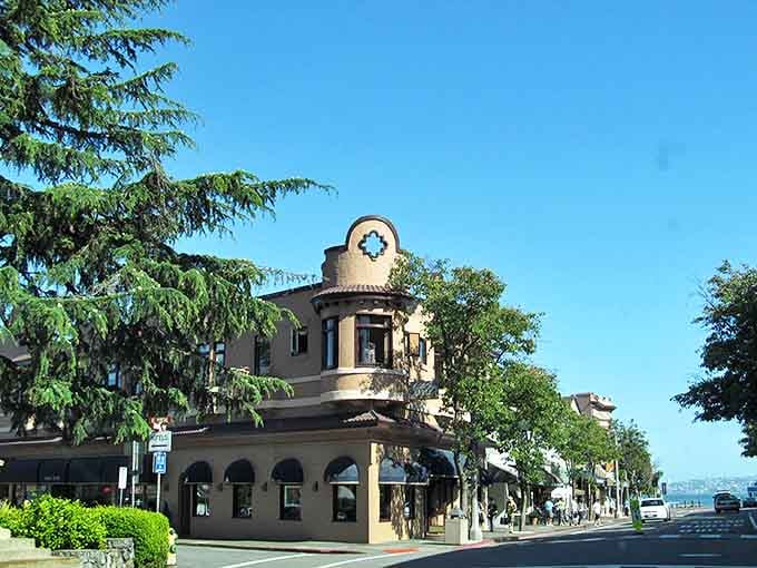 Stroll down Bridgeway in Sausalito where charming shops and restaurants offer the perfect backdrop for an afternoon escape.