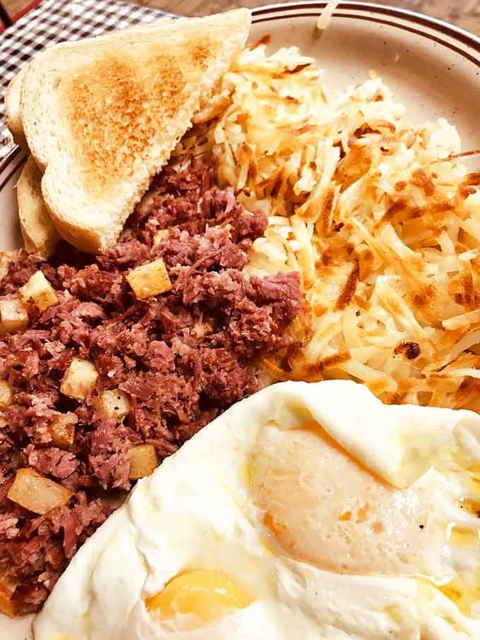 Corned beef hash that doesn't hide in the shadows—chunky, crispy-edged, and ready to make your breakfast dreams come true.