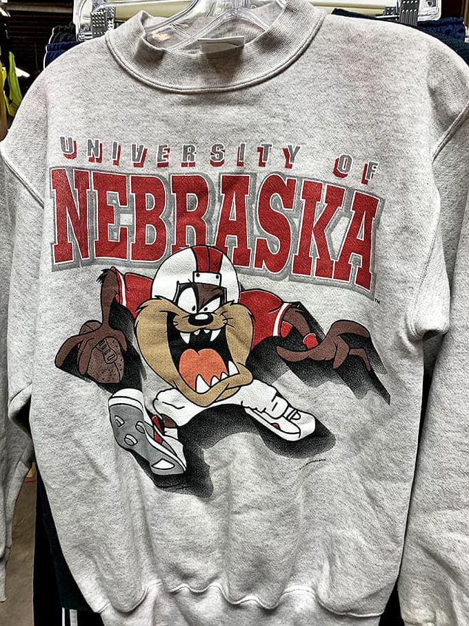 Husker pride never goes out of style. This vintage University of Nebraska sweatshirt is ready for its gameday comeback story.