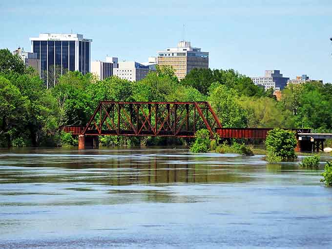 Pearl River's natural beauty makes every day feel like you're on vacation without the tourist prices.