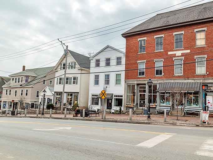 Quaint shops in Wiscasset invite exploration without emptying your wallet. Window shopping here is better than actual shopping in most places!