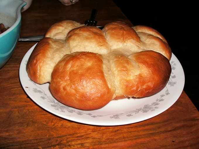 These dinner rolls aren't just baked; they're architectural marvels of yeasty perfection that would make your grandmother both proud and jealous.