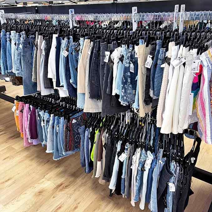 Denim for days! The meticulously organized racks showcase everything from classic blues to trendy cuts, all waiting for new legs to love.
