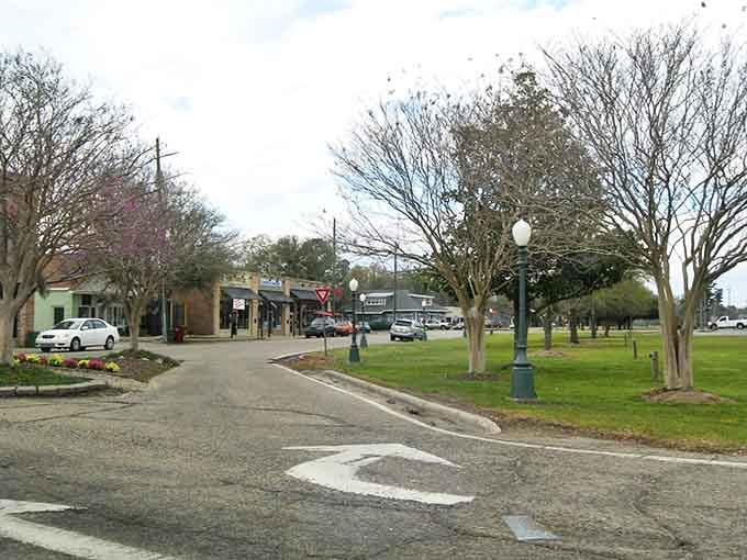 Downtown Picayune offers peaceful streets with green spaces where you can stroll and enjoy the relaxed small-town atmosphere every day.