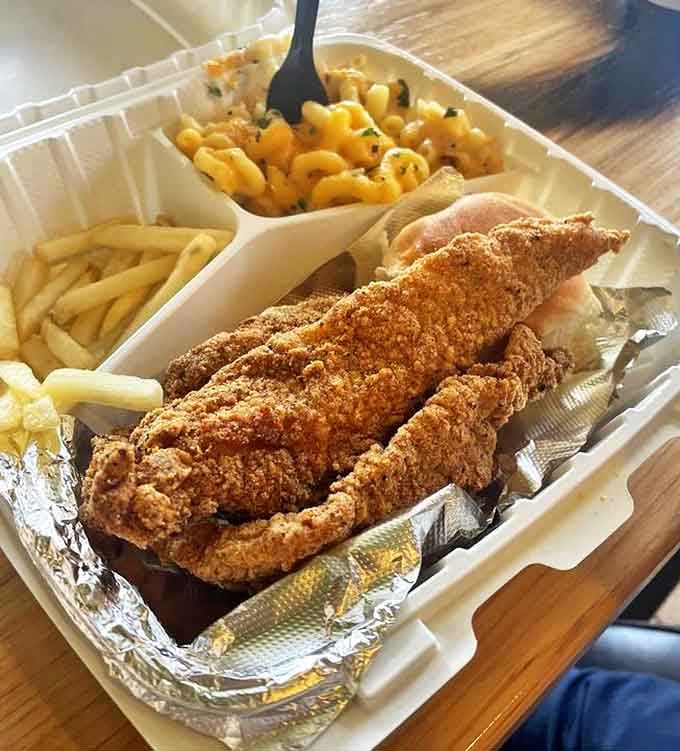 Crispy catfish that would make a Southerner weep with joy. Paired with mac and cheese that's practically strutting with confidence.
