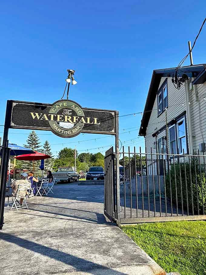 The Waterfall Caf&eacute; offers al fresco dining with a soundtrack that no Spotify playlist could ever replicate.