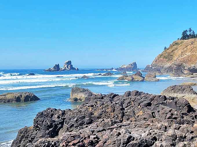 The Pacific's sculptural masterpieces, carved by millennia of persistent waves that never took a day off. Mother Nature doesn't believe in vacation time.