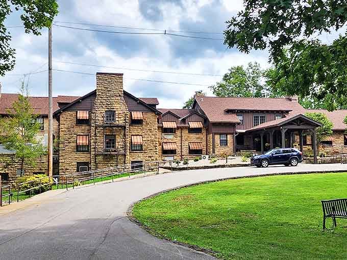 DuPont Lodge combines rustic charm with actual plumbing &ndash; the best of both worlds! Its hemlock beams and stone fa&ccedil;ade practically scream "mountain getaway."