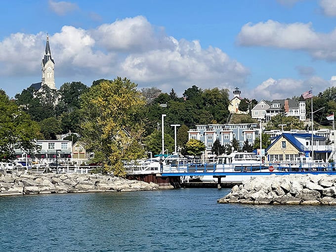The waterfront at Port Washington offers that perfect blend of boats, buildings, and blue water that makes you want to cancel your return ticket.