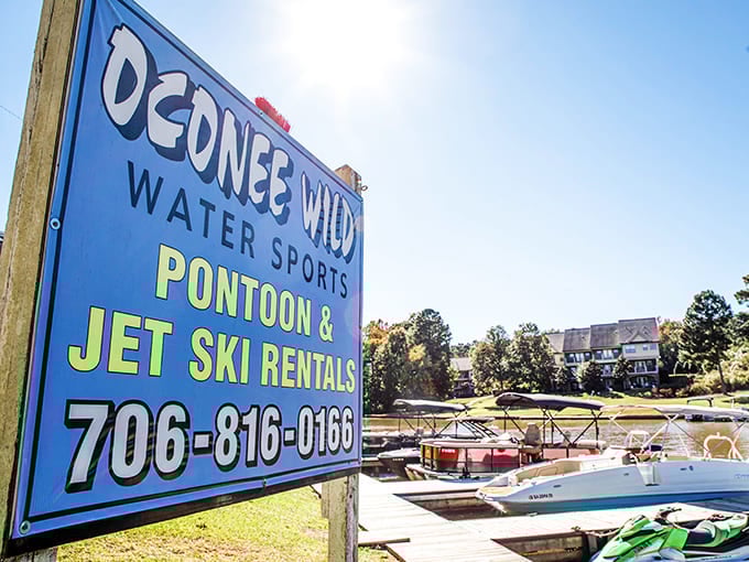 Water adventures await! Oconee Wild Watersports offers everything from leisurely pontoon cruises to adrenaline-pumping jet ski thrills on sparkling lake waters.