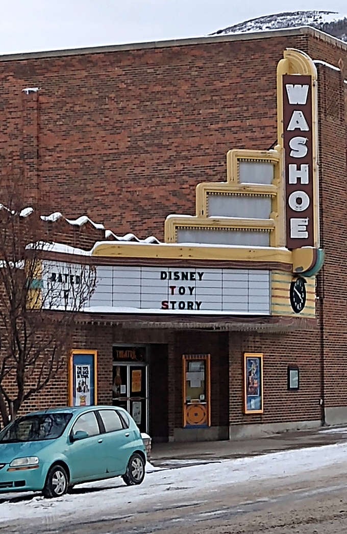 The Washoe Theatre isn't just showing movies&mdash;it's showcasing art deco splendor that Hollywood's multiplexes can only dream about.