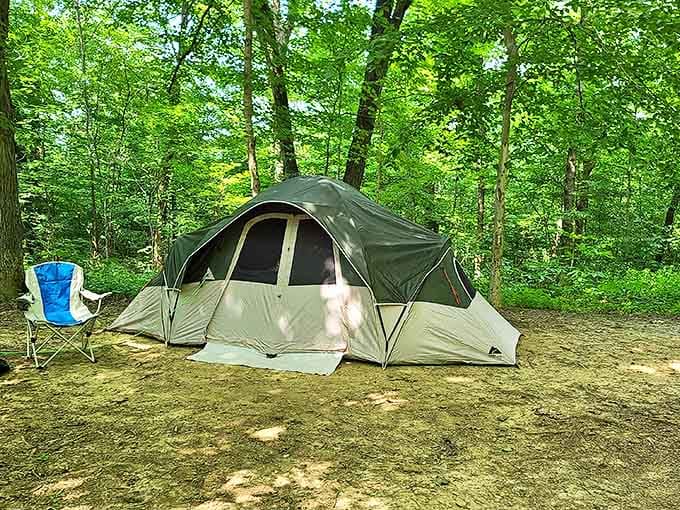 Camping done right&mdash;where your temporary address is simply "Tent, Middle of Paradise." No spam mail delivered here.