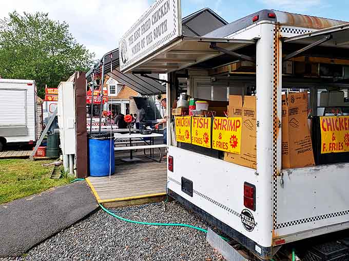 Food truck nirvana! Where the phrase "I'll just grab a quick bite" becomes an impossible promise as fried chicken and seafood beckon hungry shoppers.