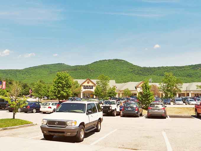The parking lot with mountain views makes even waiting for a spot feel scenic. Your car may be the only thing that leaves heavier than it arrived.