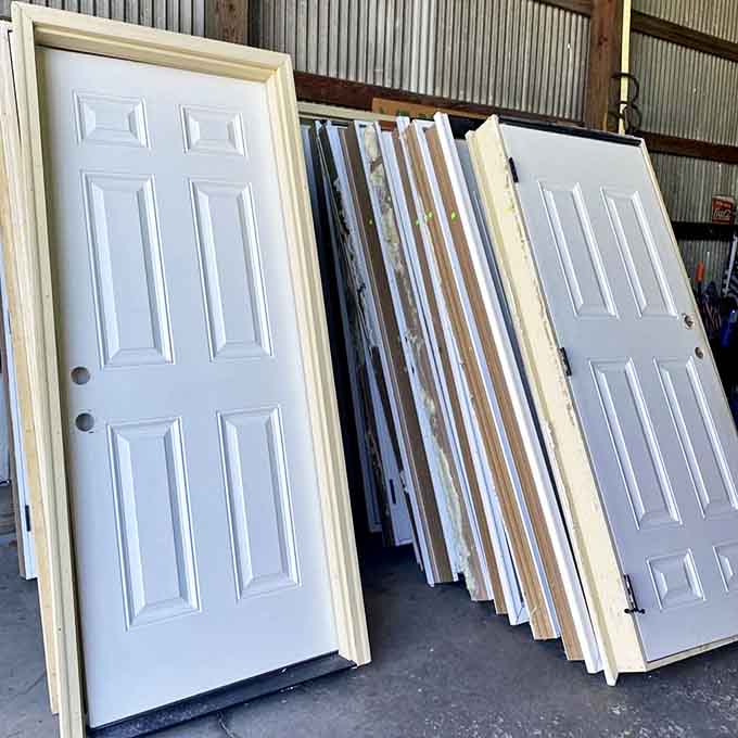 Door-to-door opportunity! These pre-hung beauties skip the awkward first-date phase of installation and go straight to "welcome home."