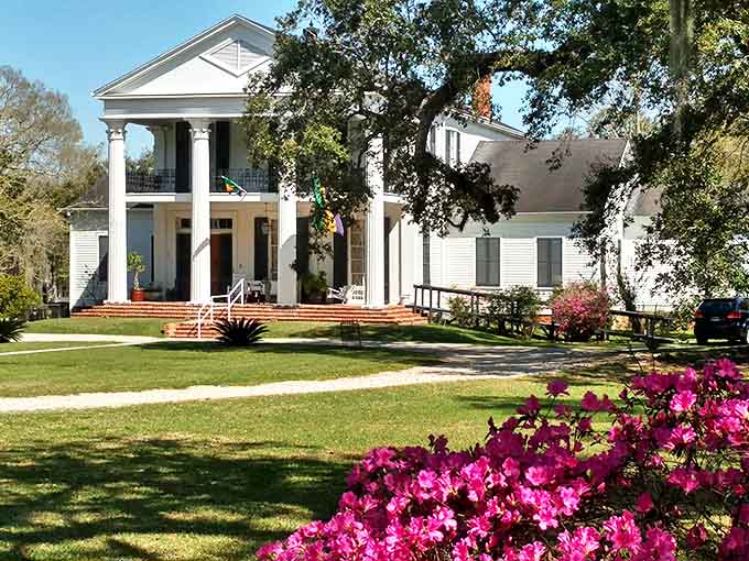 This Franklin mansion has more columns than my ex-wife has complaints. Southern grandeur that doesn't need a mortgage the size of Texas!
