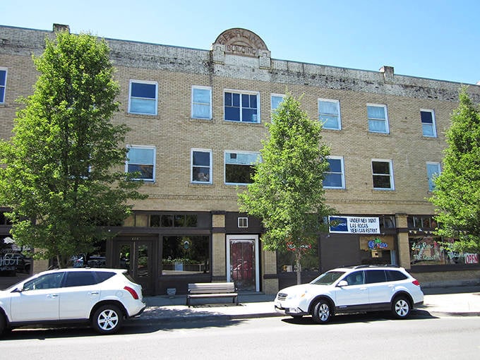 Independence's brick facades hold decades of stories, each window reflecting Oregon's agricultural heart and soul.