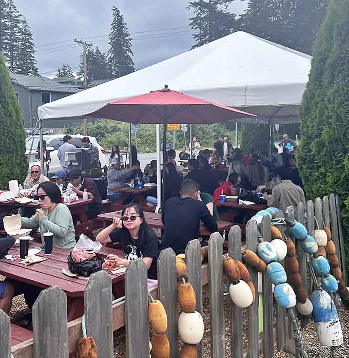 The outdoor dining area buzzes with the happy murmur of people united by one thing &ndash; the pursuit of exceptional seafood in unpretentious surroundings.