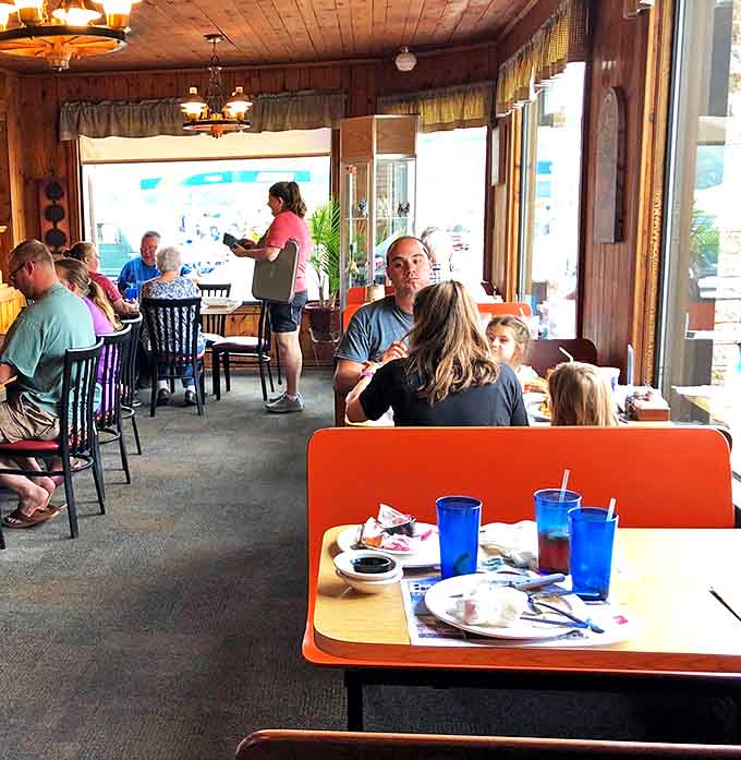 A slice of Pennsylvania life &ndash; families gathering over plates of turkey and conversation, creating memories one meal at a time.