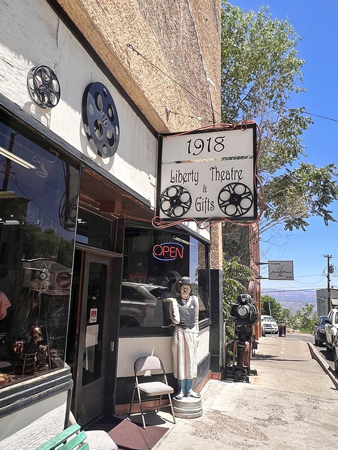 The Liberty Theatre's vintage charm comes with a side of nostalgia—complete with sidewalk greeters who never complain about standing all day.
