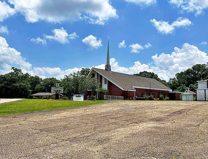 Glendale's churches serve as more than spiritual centers&mdash;they're the heart of this close-knit, affordable community.