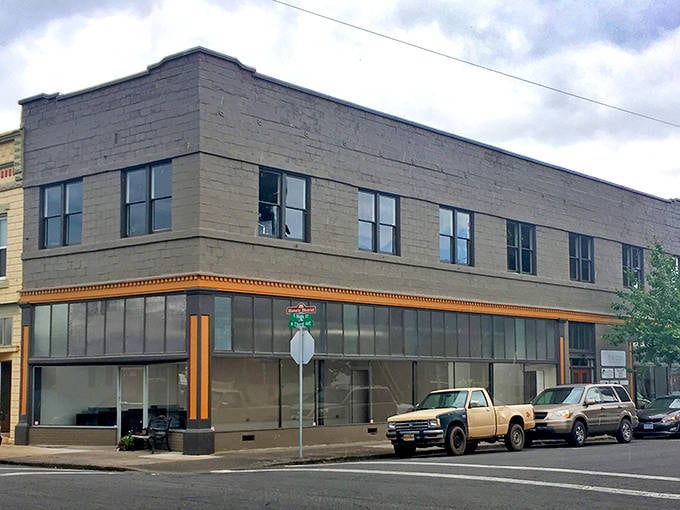 Classic small-town architecture lines Stayton's peaceful streets, offering affordable spaces for local businesses and comfortable small-town living.