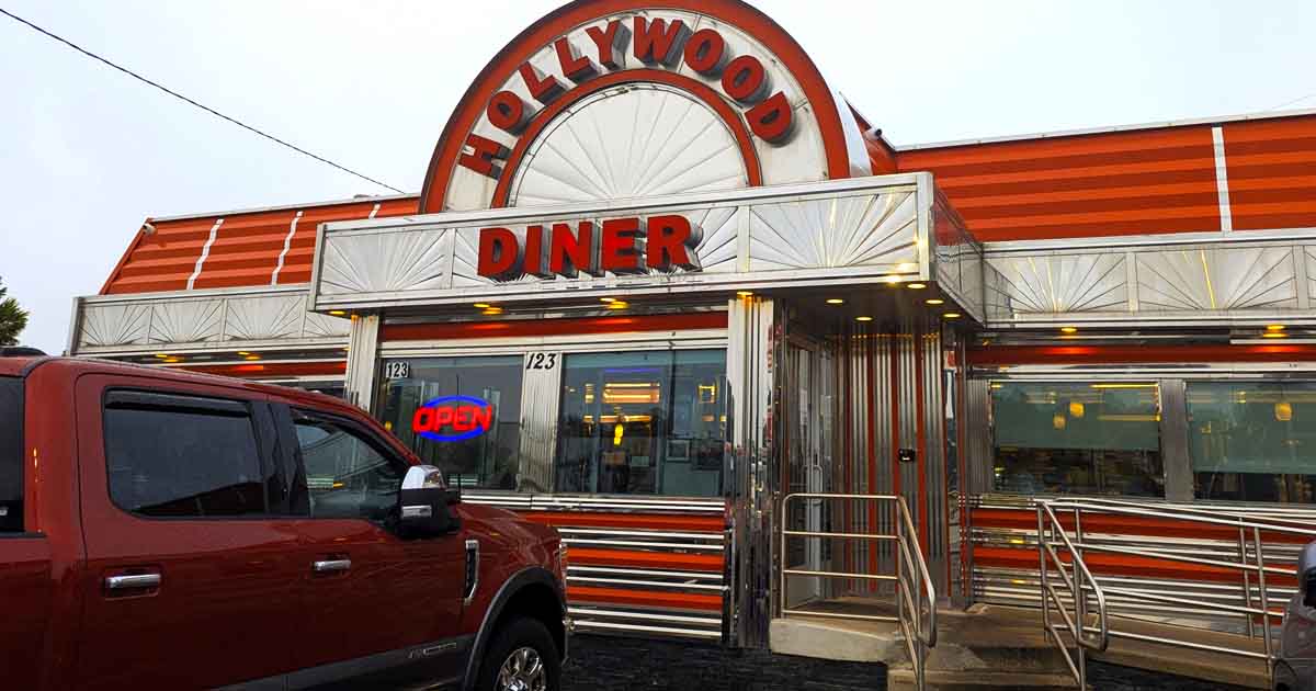 The ‘50s-Style Diner In Delaware Where Locals Can Have A Full Meal For ...