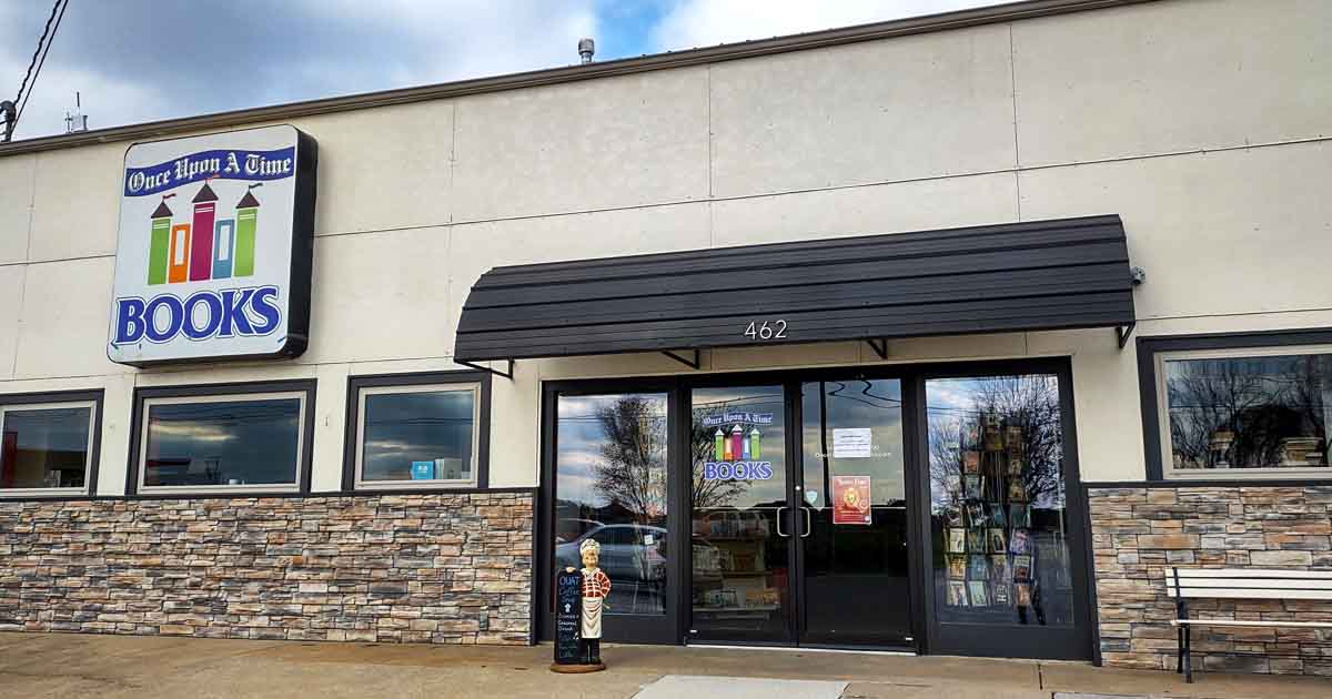 This Enormous Bookstore In Arkansas Has More Books Than You Can Read In ...