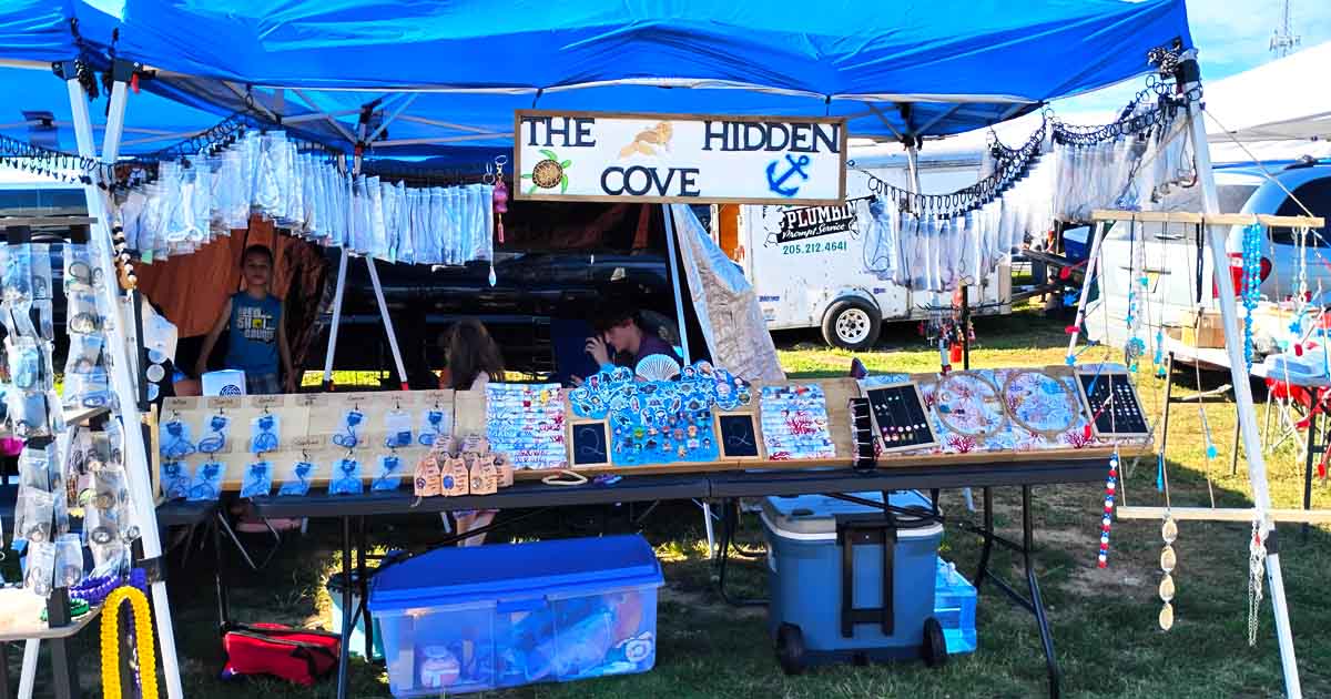 The Enormous Flea Market In Alabama Where $35 Fills Your Backseat With ...