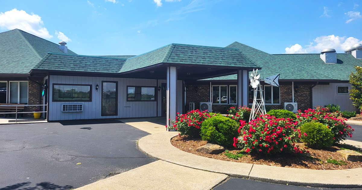The Mashed Potatoes At This Amish Restaurant In Indiana Are Out-Of-This ...