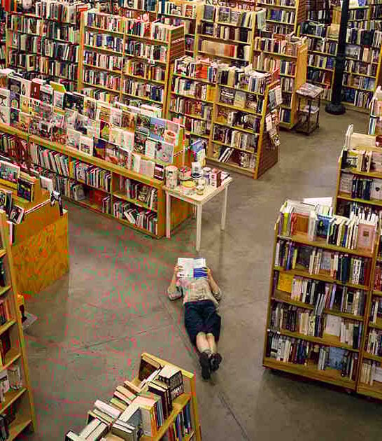 This Enormous Bookstore In California Has More Books Than You Can Read In A Lifetime