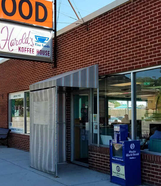 breakfast neighborhood cafe nebraska ftr