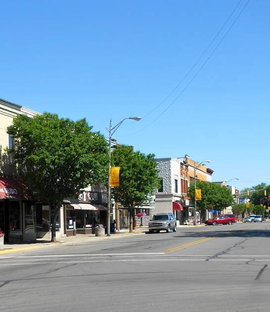 cozy retirement towns indiana ftr