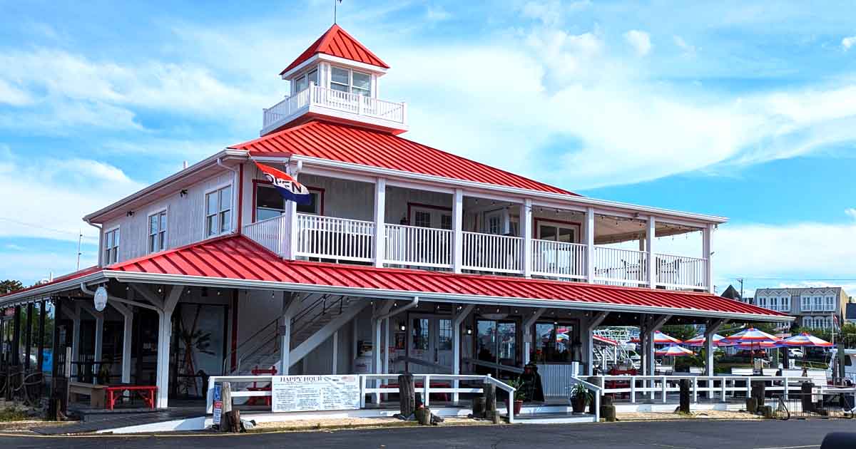 This Legendary Restaurant In Delaware Has Mouth-Watering Oysters Locals ...