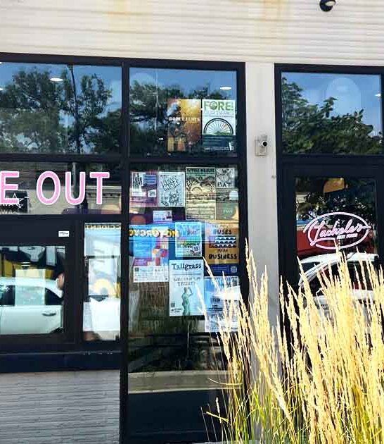 delicious burgers restaurants iowa ftr