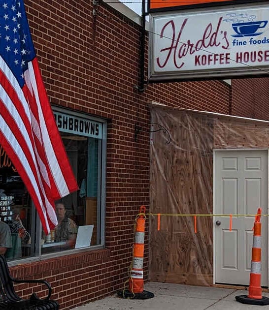 donuts tiny diner nebraska ftr