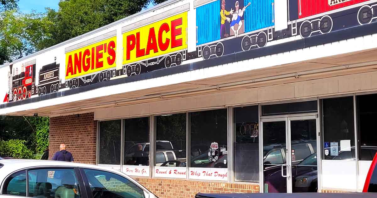 8 No-Frills Diners In Georgia That Secretly Serve The State’s Best ...