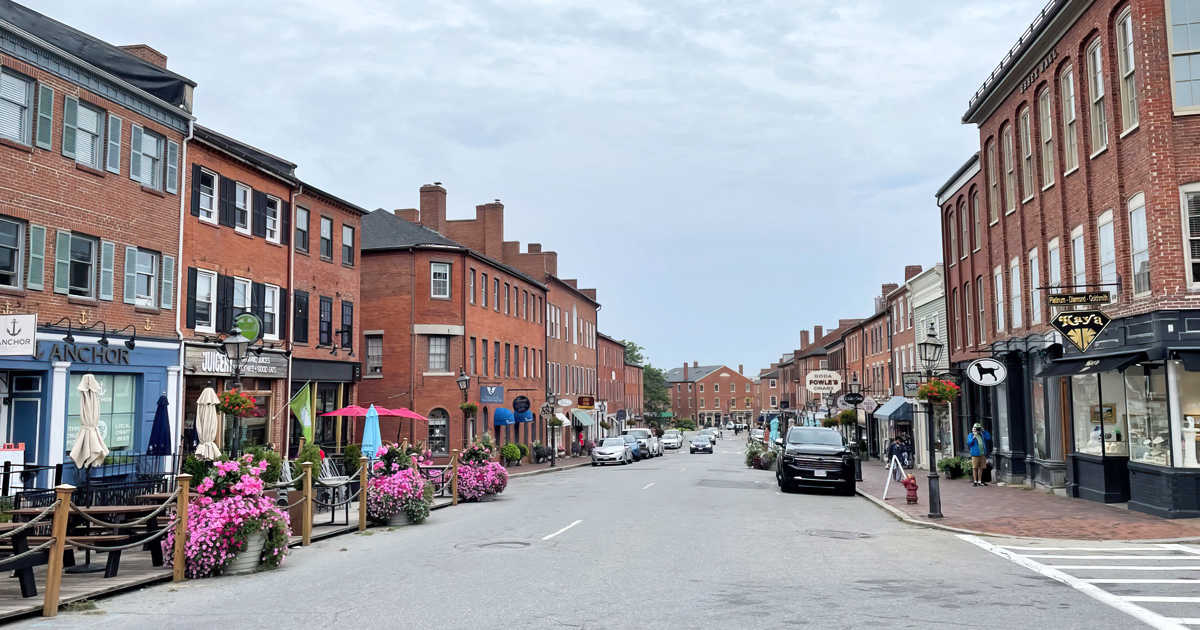 This Gorgeous Town In Massachusetts Is So Pretty, Locals Want To Keep ...