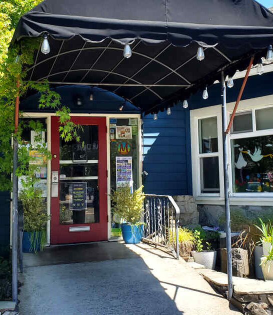 gravy oregon restaurant biscuits ftr