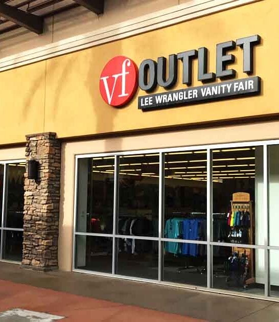 huge outlet mall arizona ftr