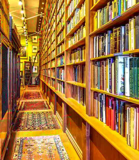 This Enormous Bookstore In Florida Is A Labyrinth Of Literary Treasures Waiting To Be Explored