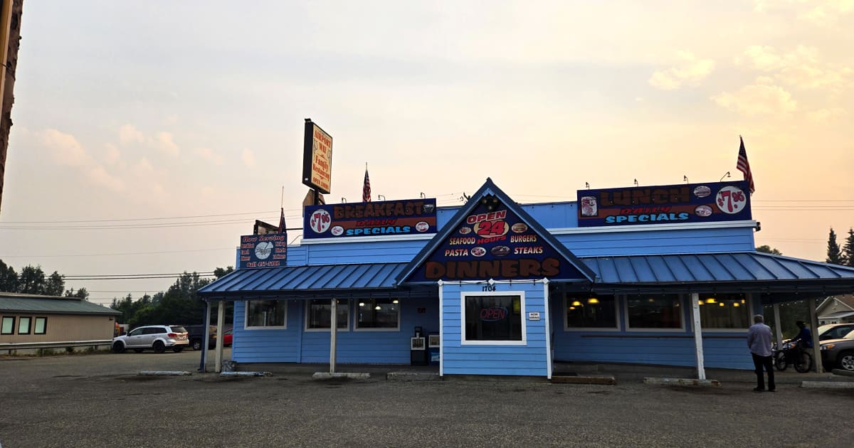 This Charming Restaurant In Alaska Has Chicken Fried Steak Locals Can't ...